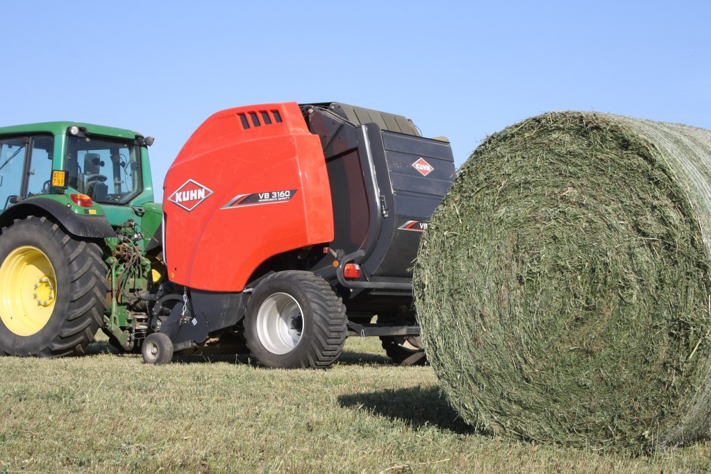 KUHN variable chamber round balers now available as non-ISOBUS ...