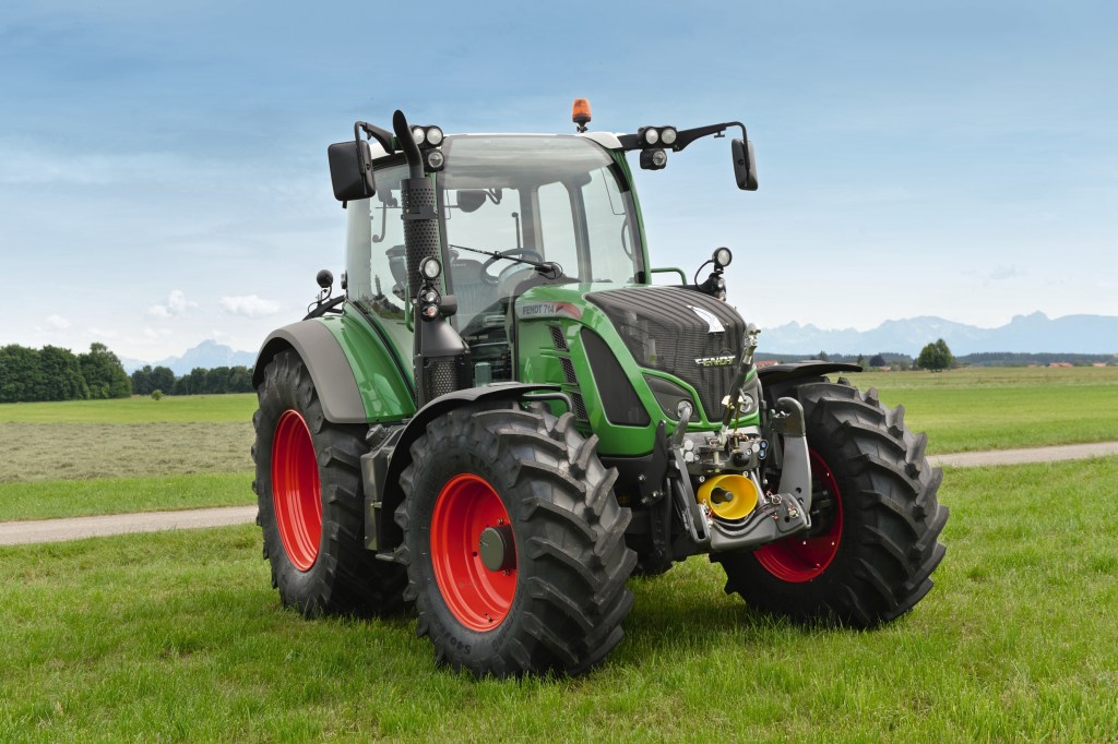 Fendt nails its colours to the LAMMA mast - Crop Production Magazine