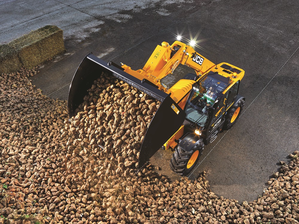 Telehandler launch - Cab comforts come first - Crop Production Magazine