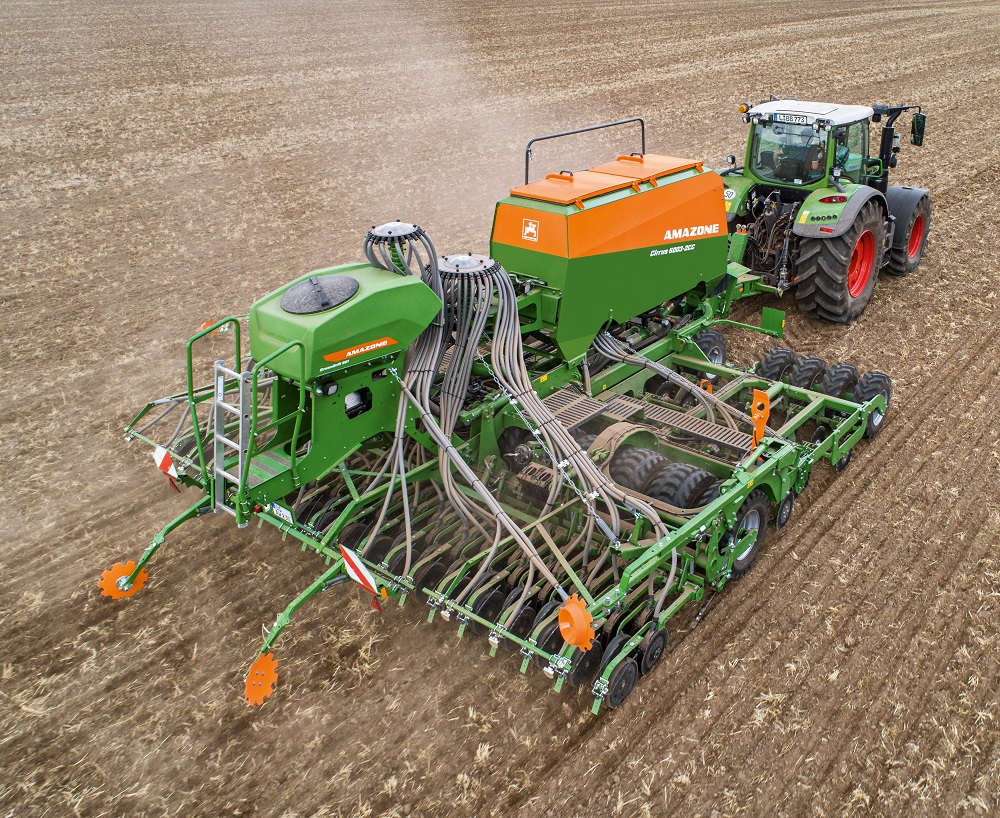 Tech Talk - Seed-and-feed drilling - Crop Production Magazine