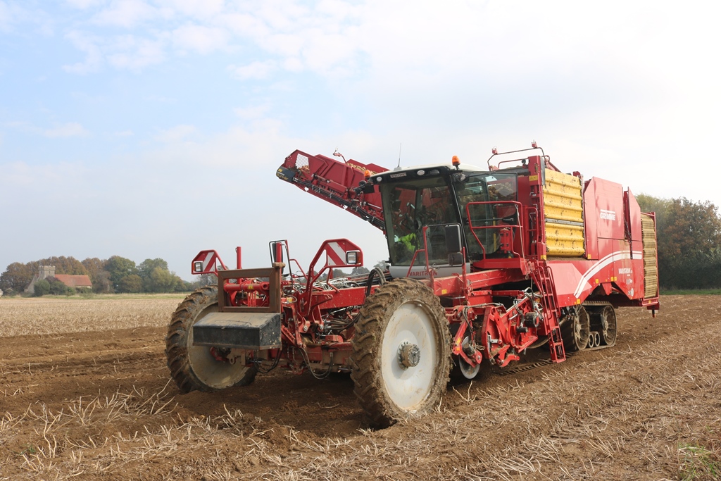 Machinery masterclass - Technology tames a gentle giant - Crop ...